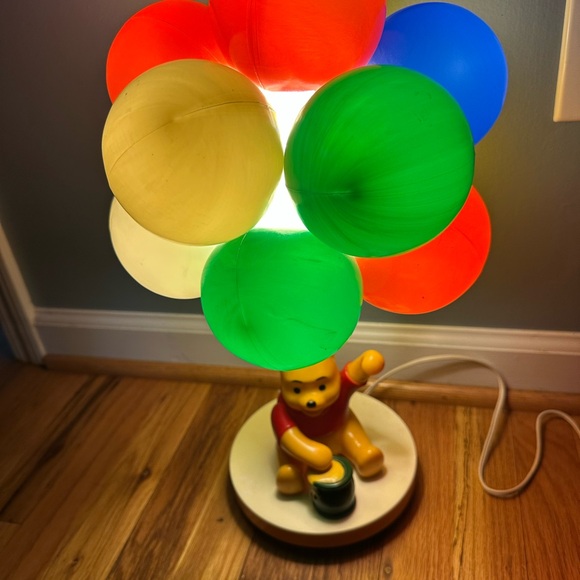 Wunderschãne Winnie Pooh Lampe Bild